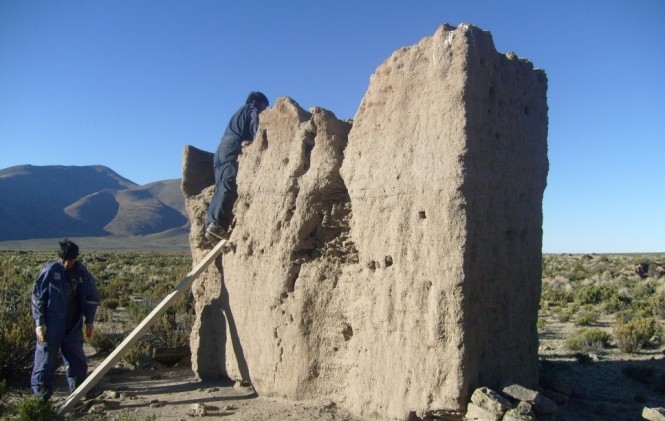ABC restaura dos iglesias coloniales y 28 chullpas en Oruro - ANF ...