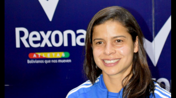 Karen Torrez parte rumbo al Mundial de natación en Corea del Sur - ANF ...