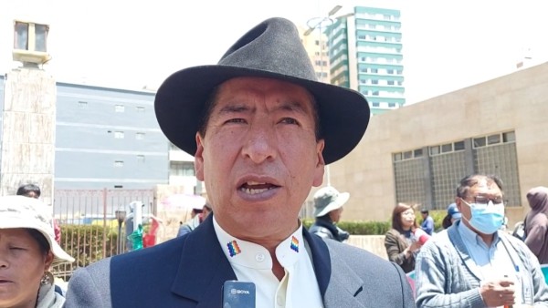 Exmagistrado no descarta su candidatura, dice que el ciclo del MAS ...