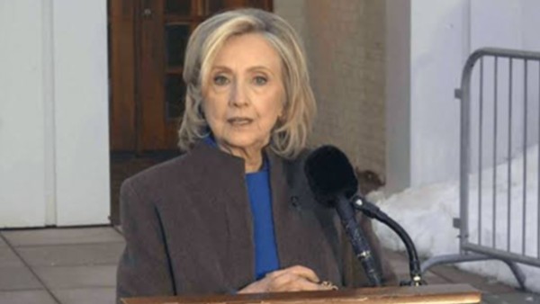 Hillary Clinton afirma haber sido preguntada por OVNIs en su ...